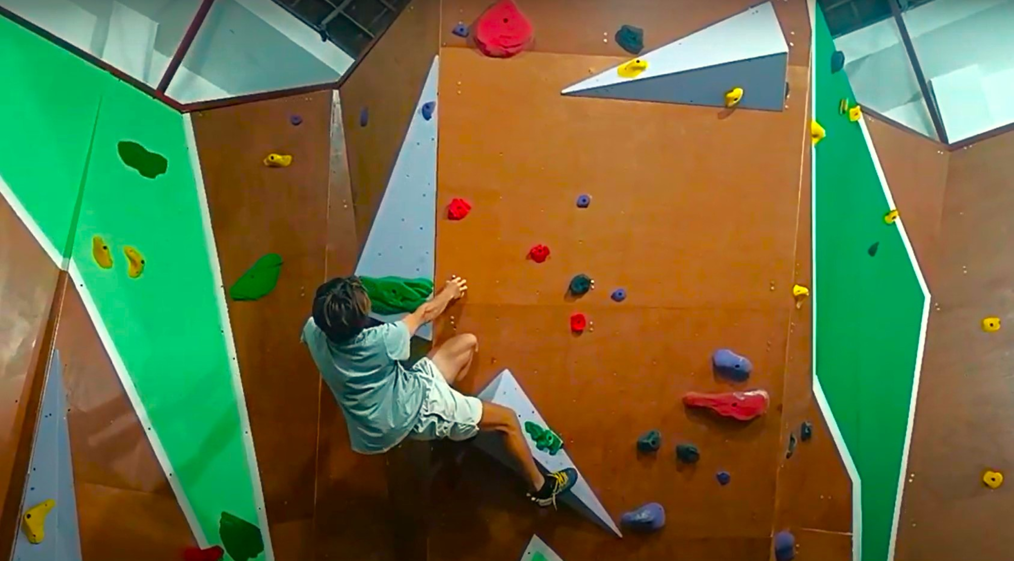 How Do I Start Bouldering? | Climbing Garden